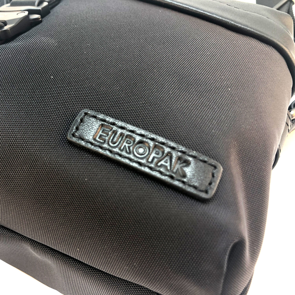 Bridgeford Small Crossbody Overlap Pocket – Europak